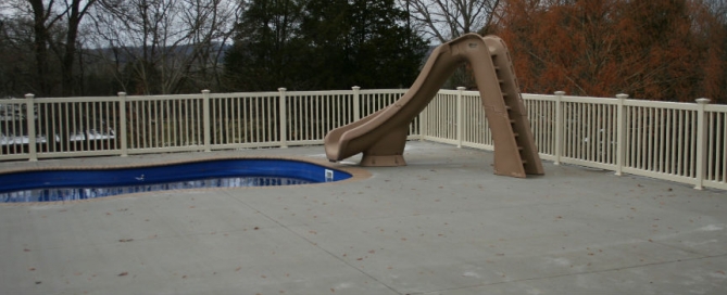 Aluminum Pool Code Fence Archives - BRYANT FENCE COMPANY