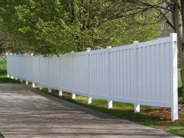 Trusted Knoxville fencing Company Since 1981 | Bryant Fence